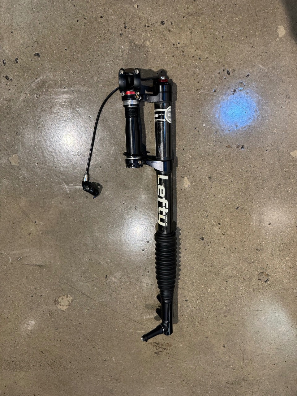 Lefty 29er Carbon XLR, 100mm, OPI, Solo Air | Mountain Bike Forks ...