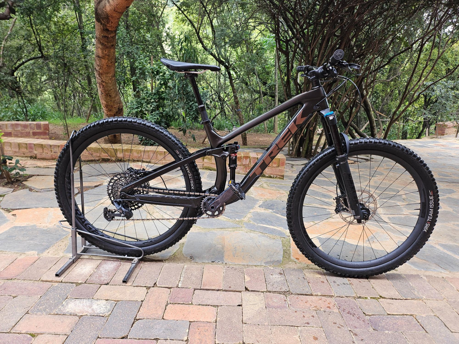 DEMO 2022 Trek Fuel EX 9.8 GX MEDIUM Gen 5 | Dual Suspension Mountain Bikes | Bike Hub