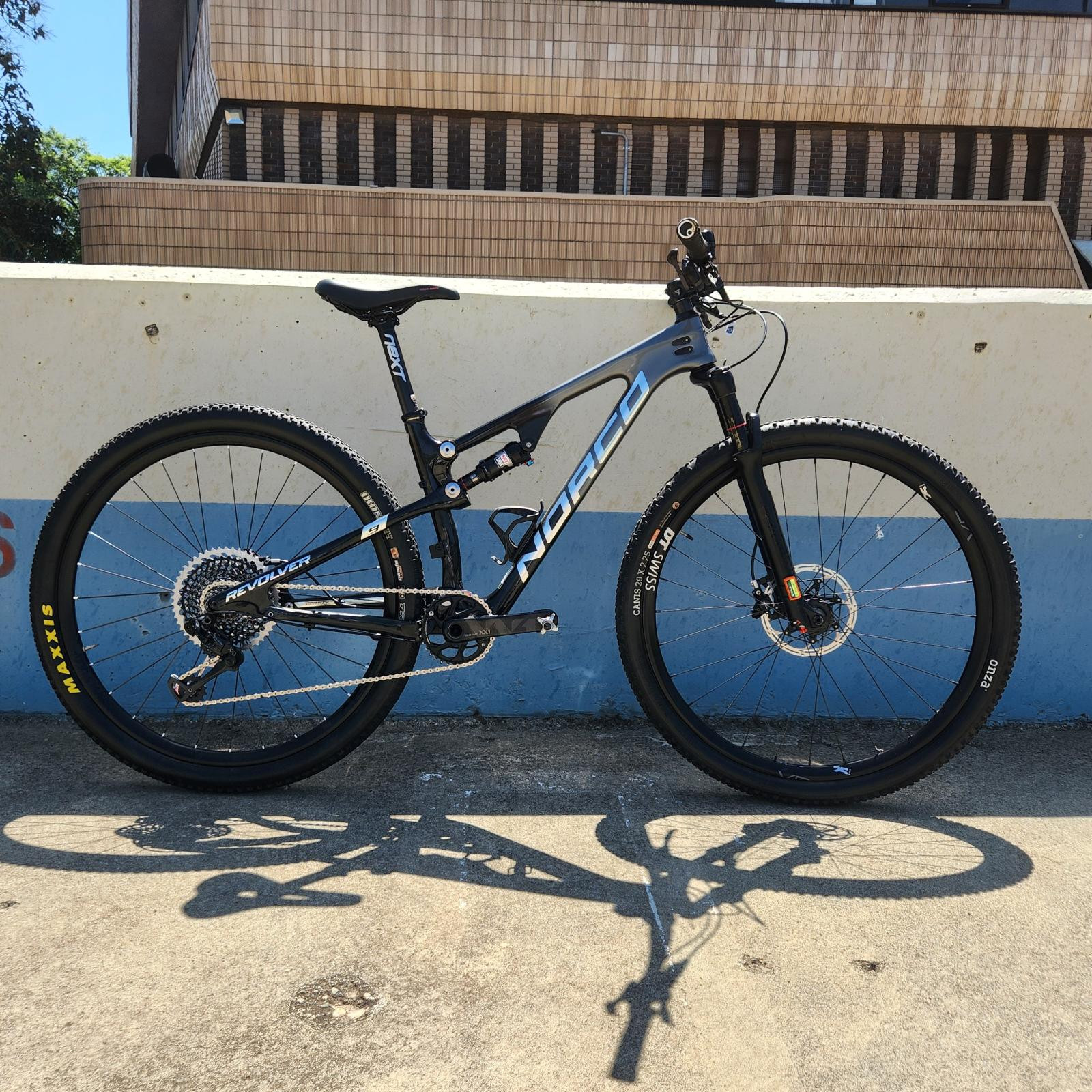 Norco Revolver 9 | Dual Suspension Mountain Bikes | Bike Hub