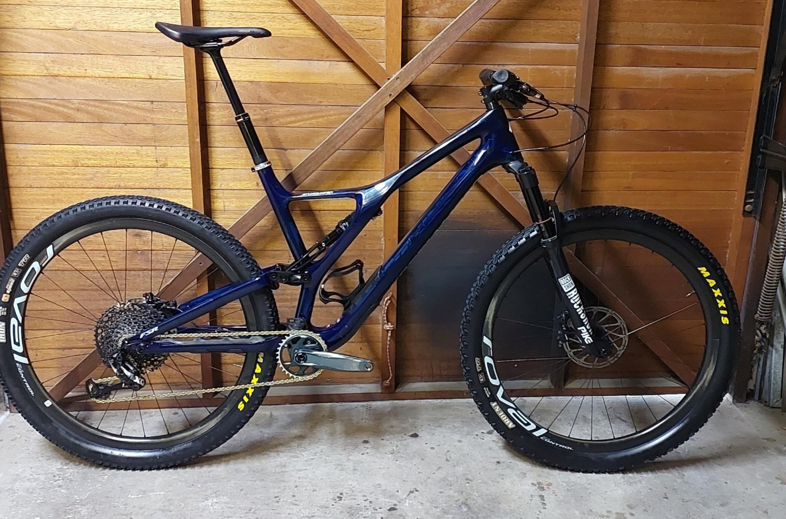 Specialized Stumpjumper ST Comp | Dual Suspension Mountain Bikes | Bike Hub