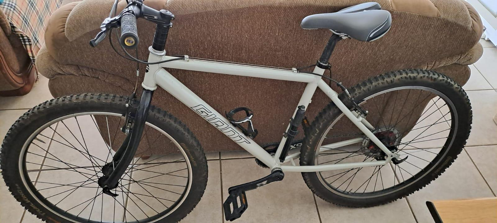Giant Boulder 26 (great components) | Hardtail Mountain Bikes | Bike Hub
