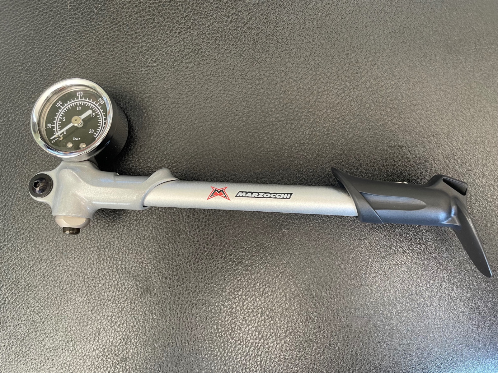 Marzocchi shock pump | Pumps | Bike Hub