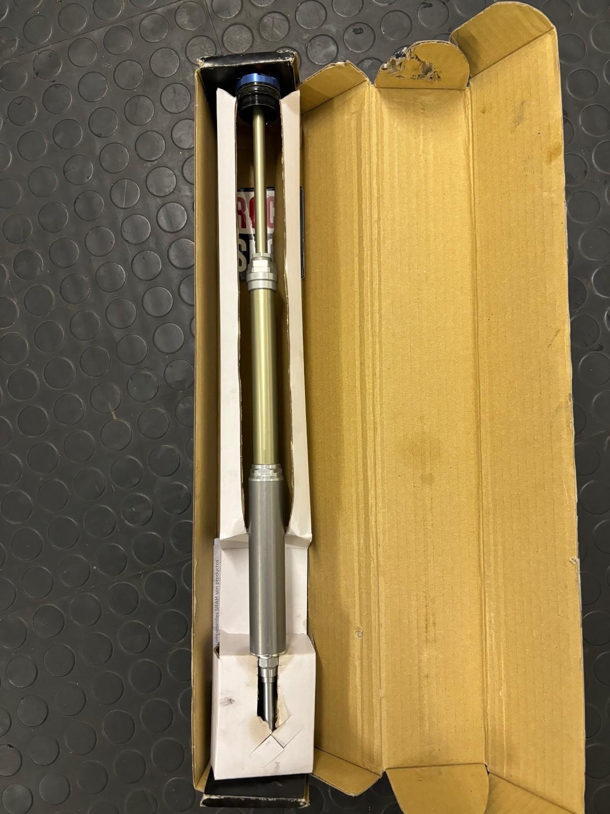 Specialized Brain damper 100mm SID 32 | Mountain Bike Forks | Bike Hub