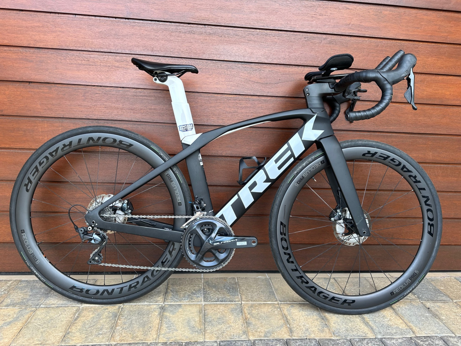 Trek Madone Speed | Road Bikes | Bike Hub