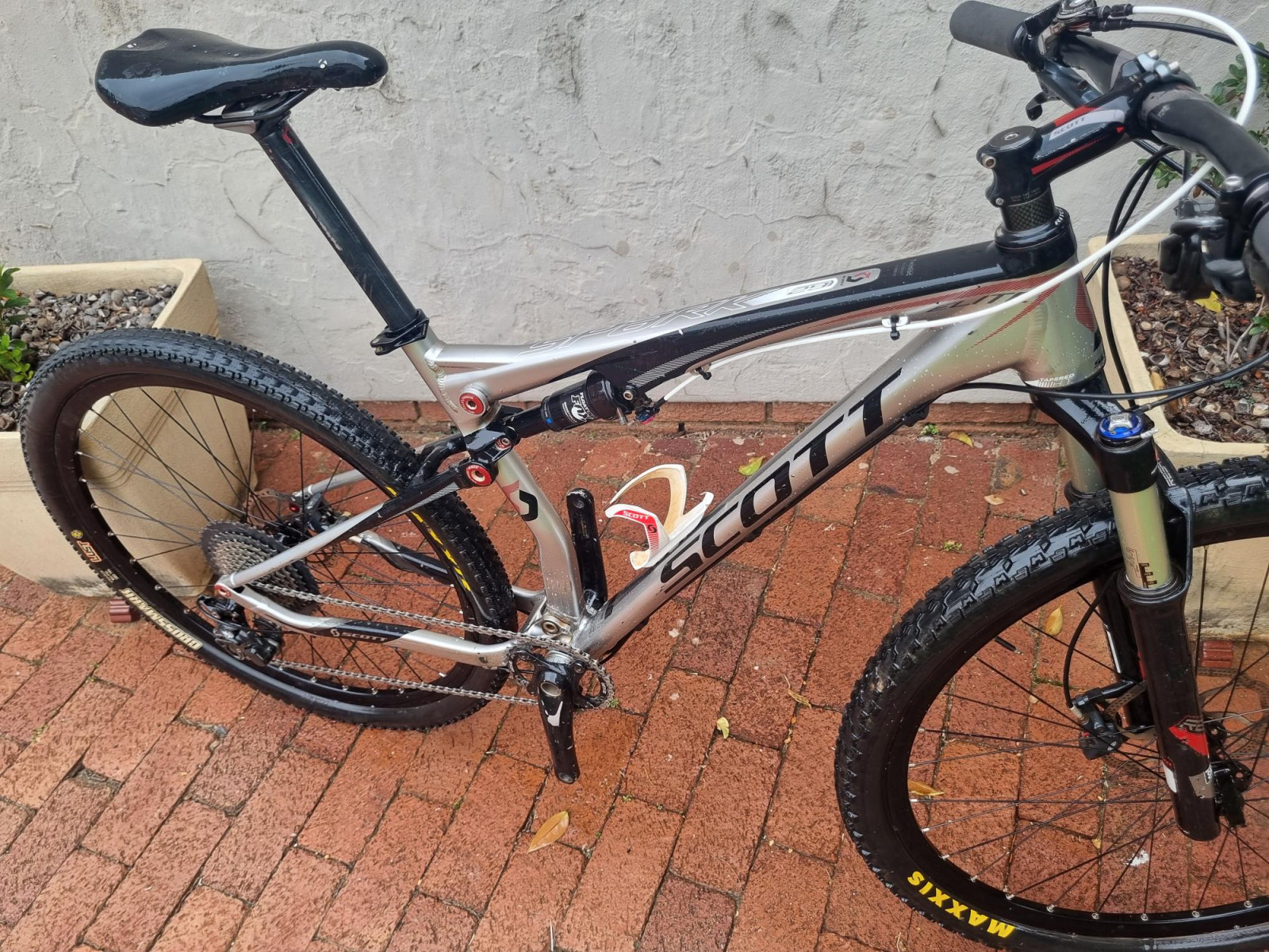 (L) Scott Spark | Dual Suspension Mountain Bikes | Bike Hub