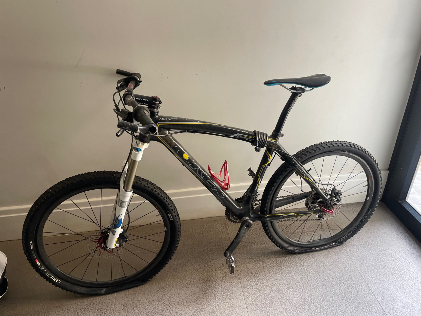 Token Team Pro Mountain Bike | Dual Suspension Mountain Bikes | Bike Hub