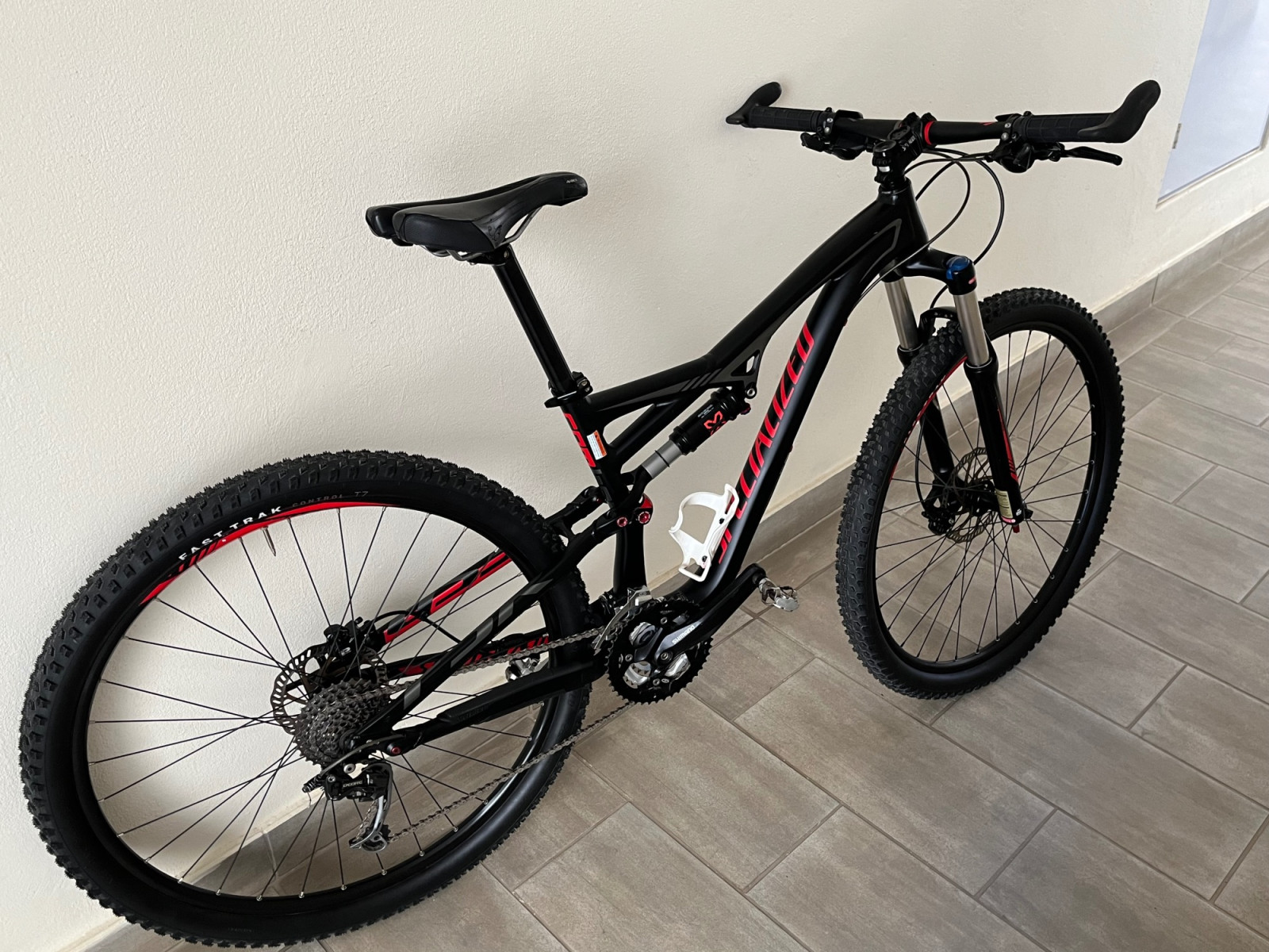 Specialized Camber 29er MTB | Dual Suspension Mountain Bikes | Bike Hub