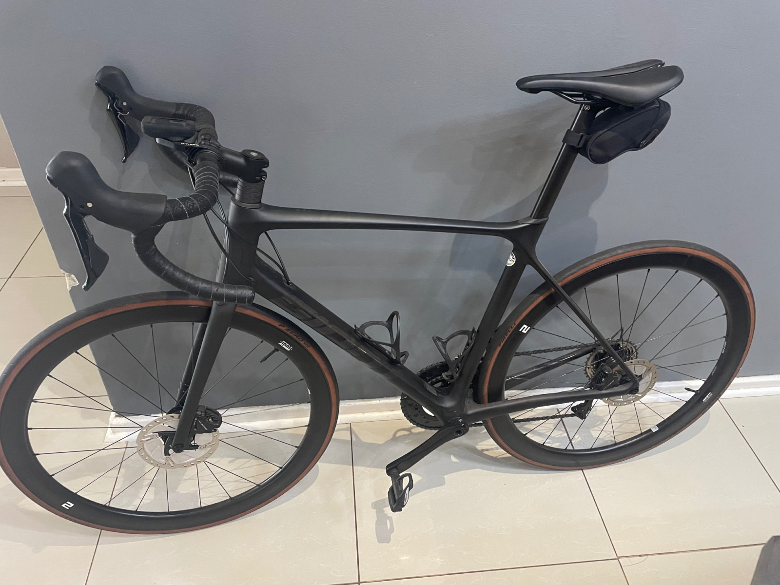 Giant TCR Adv2 disc - 2021 | Road Bikes | Bike Hub