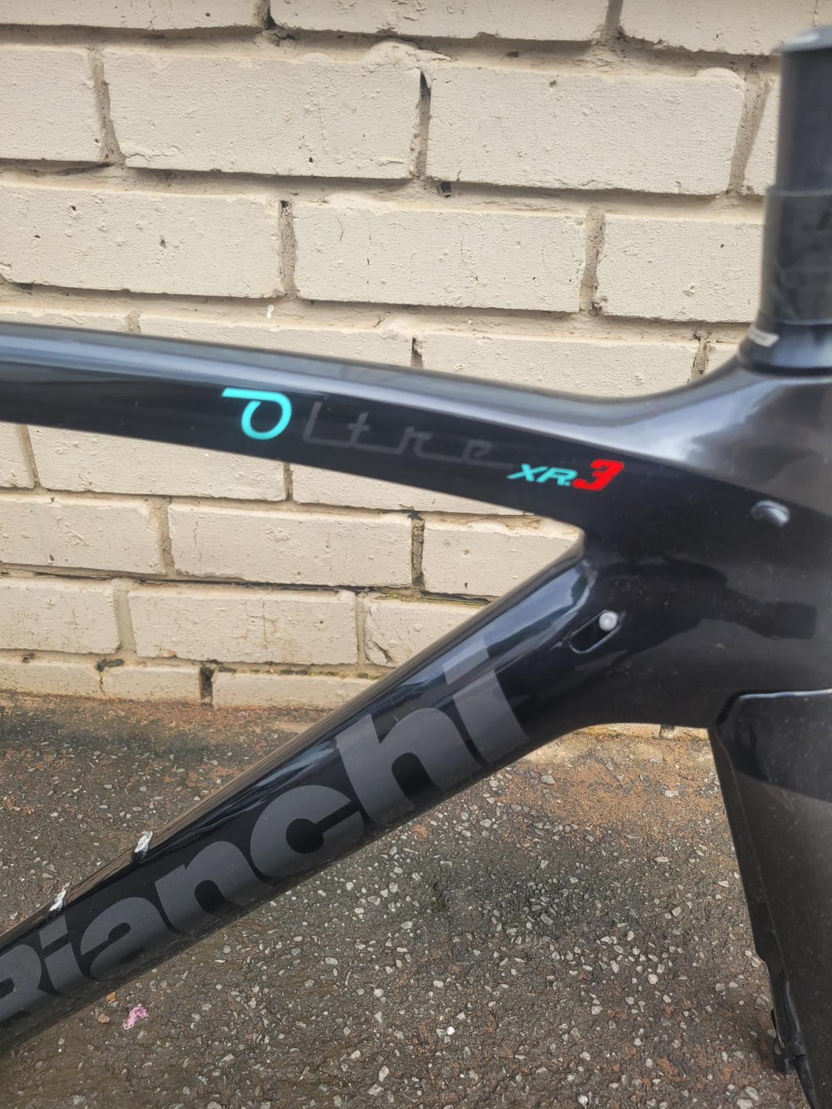 Bianchi Oltre XR3 disc frame | Road Bike Frames | Bike Hub