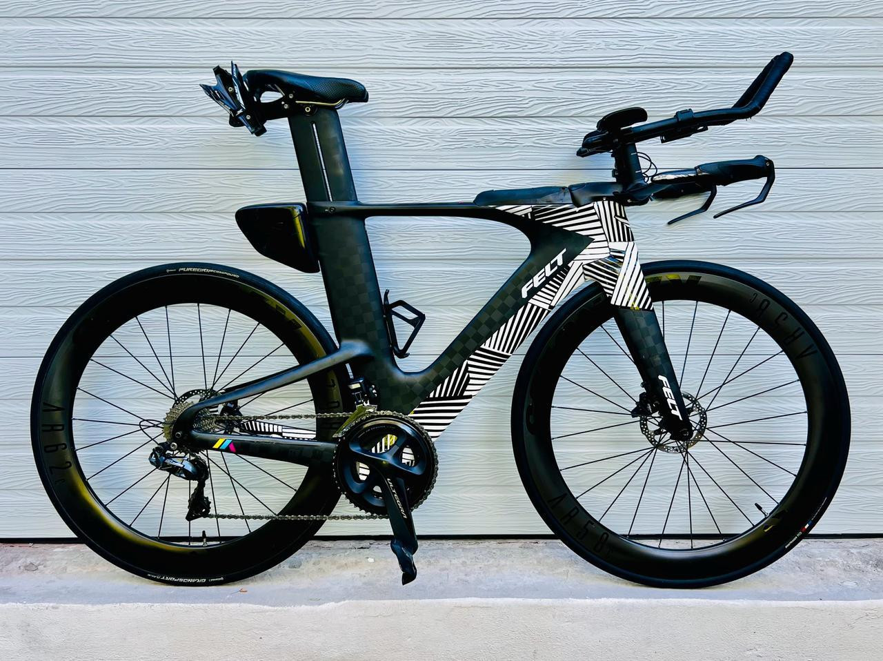 FELT | IA | Advanced | Ultegra Di2 | Disc Brake | Triathlon & Time Trial Bikes | Bike Hub