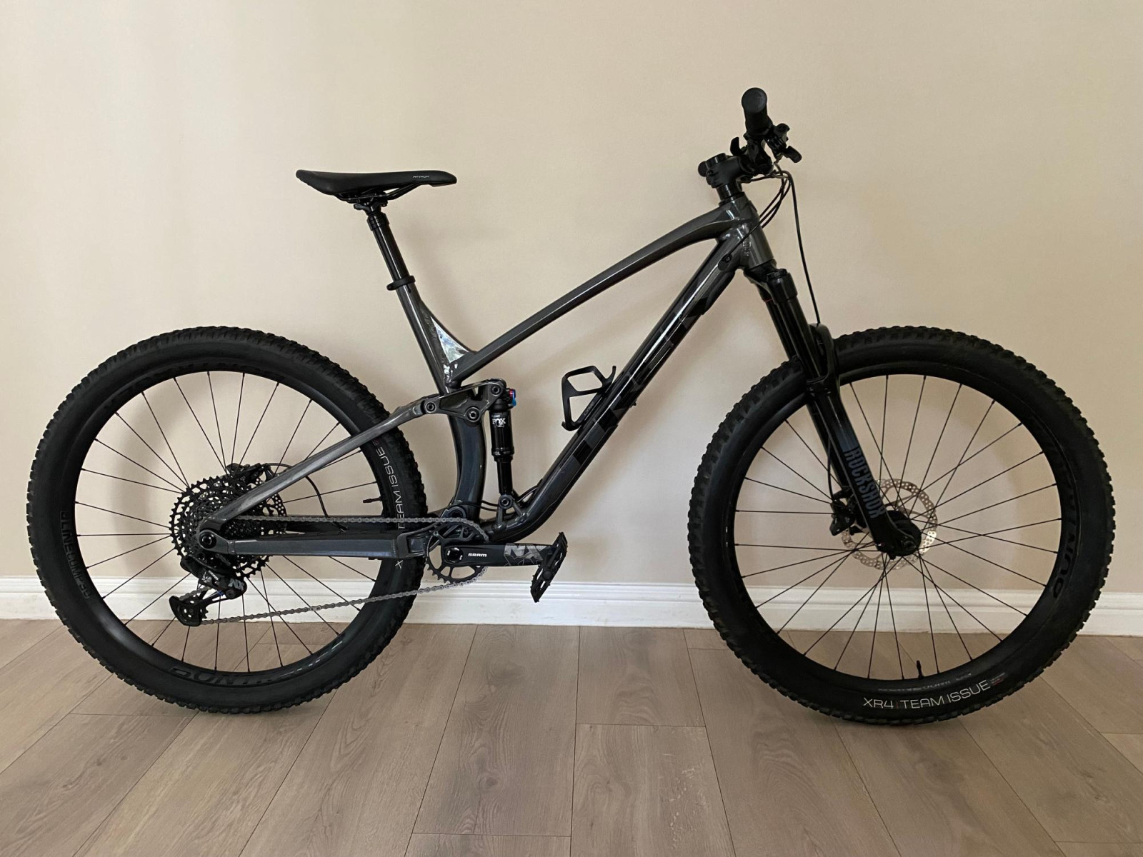 Trek Fuel Ex 7 (XL) 2022 | Dual Suspension Mountain Bikes | Bike Hub