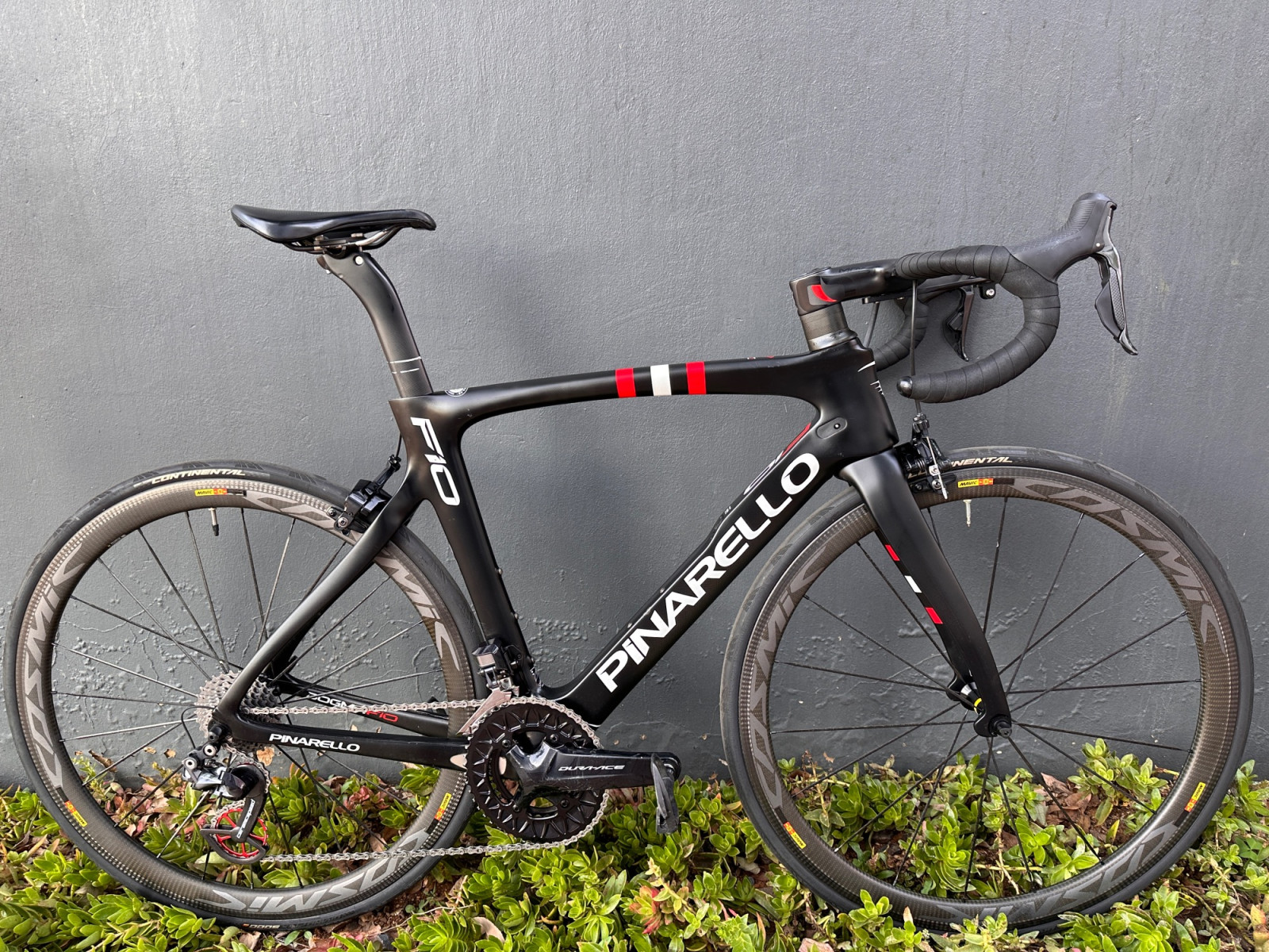 2019 Pinarello F10 *DuraAceDi2* | Road Bikes | Bike Hub