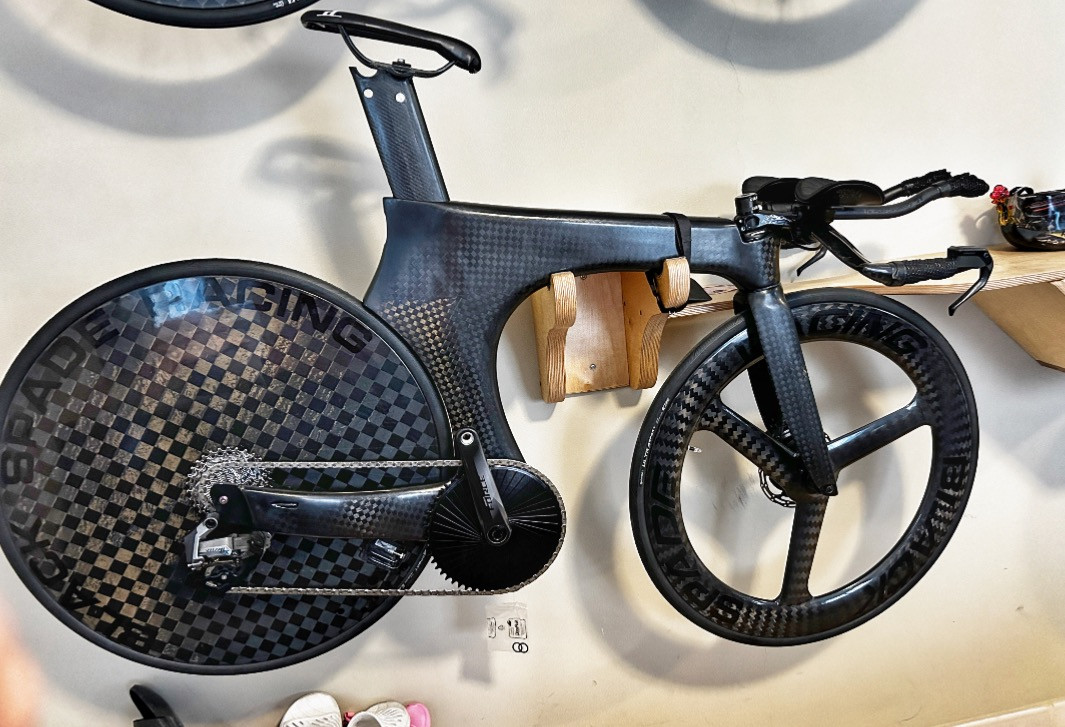 Hand built Speed Machine | Triathlon & Time Trial Bikes | Bike Hub