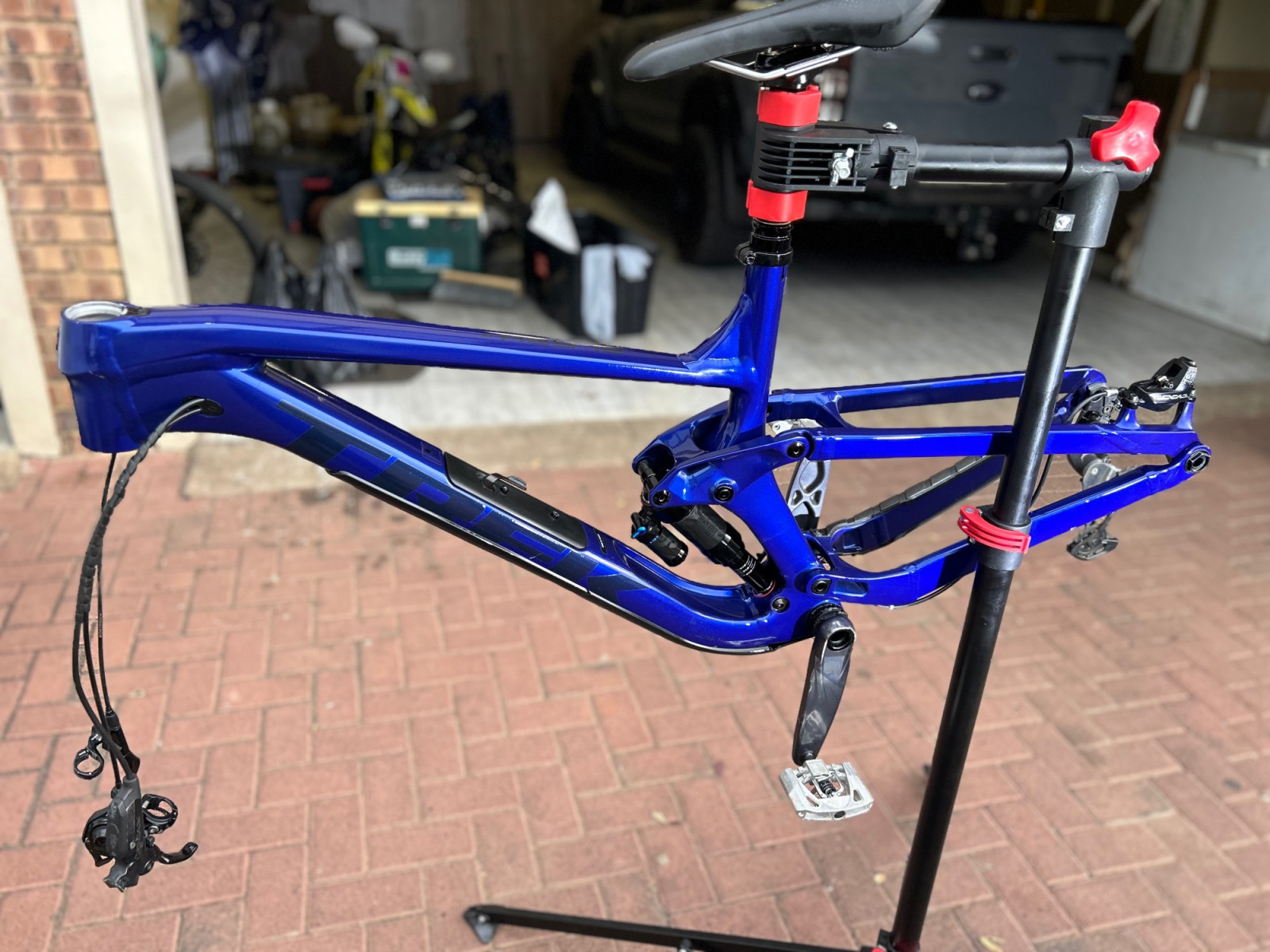 Trek slash 8 | Dual Suspension Mountain Bike Frames | Bike Hub