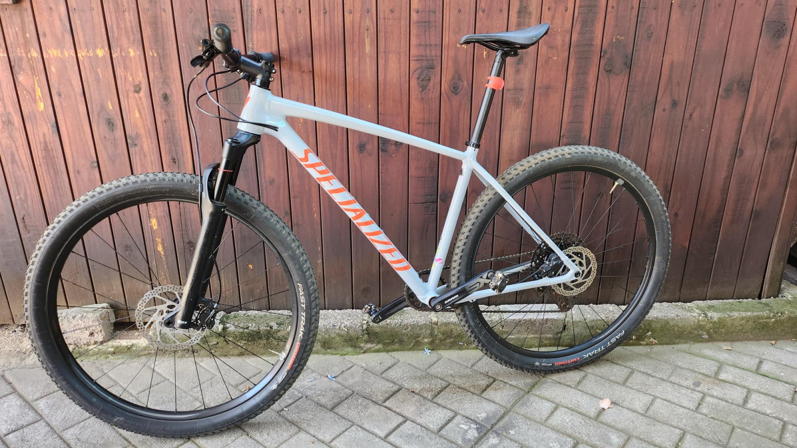 SPECIALIZED CHISEL | Hardtail Mountain Bikes | Bike Hub