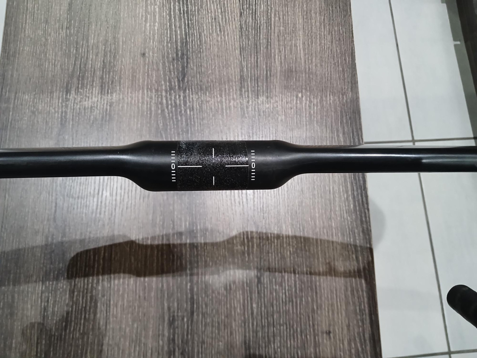 Aero Carbon Road Handlebar | Handlebars | Bike Hub