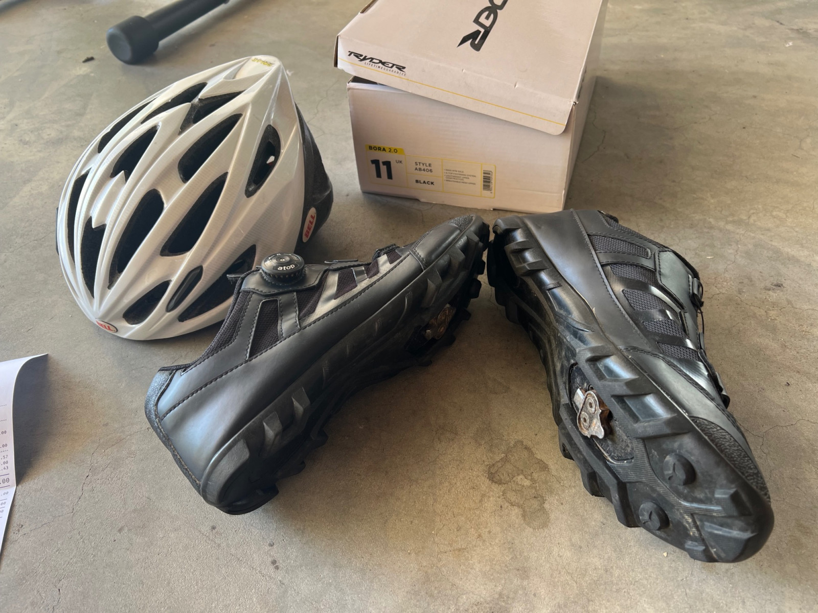 Second hand helmet & shoes | Helmets | Bike Hub