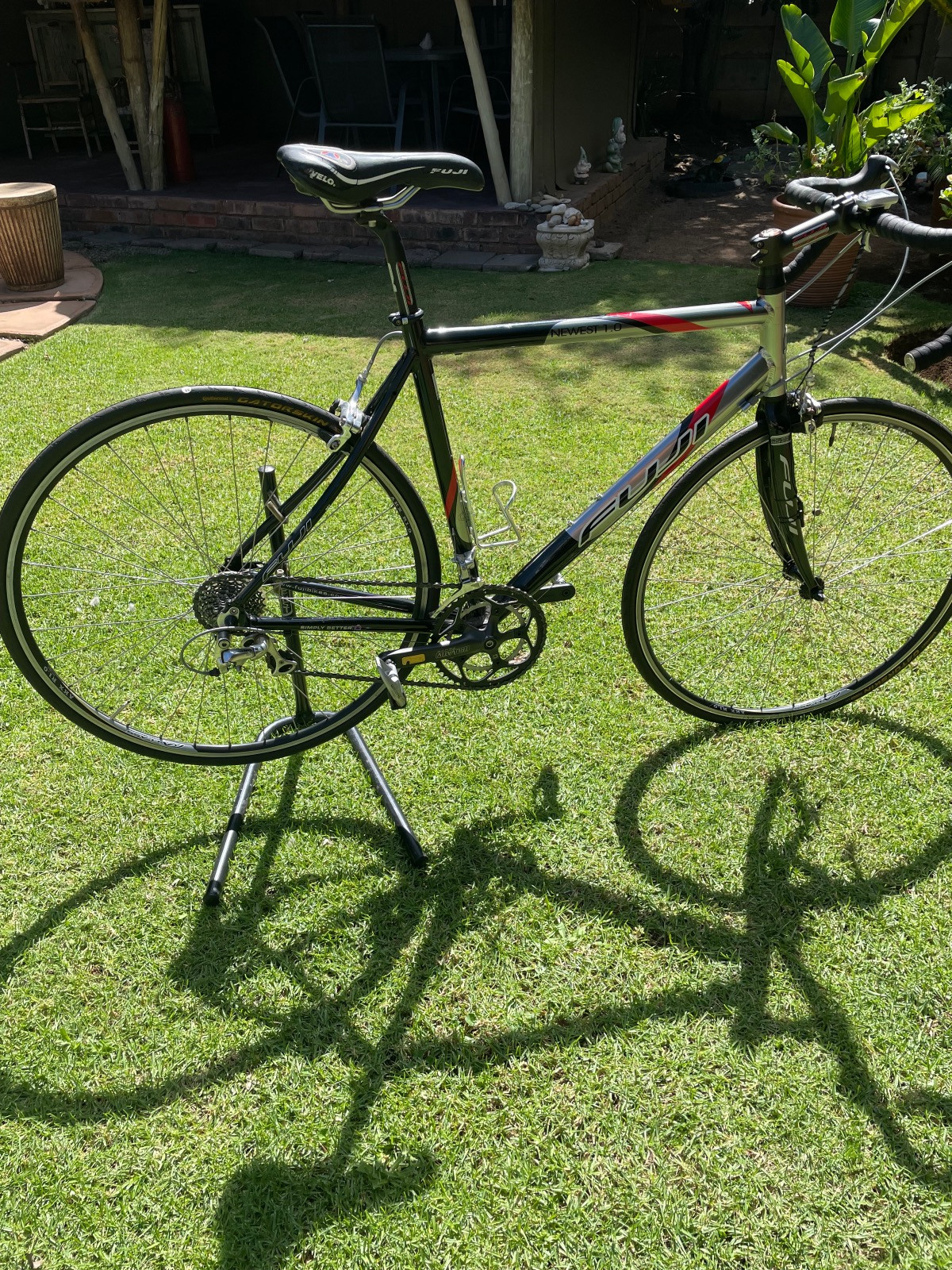 Fuji Newest 1.0 | Road Bikes | Bike Hub