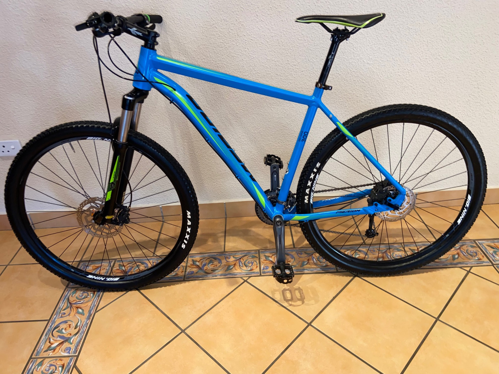 Merida Big Nine 300 | Hardtail Mountain Bikes | Bike Hub