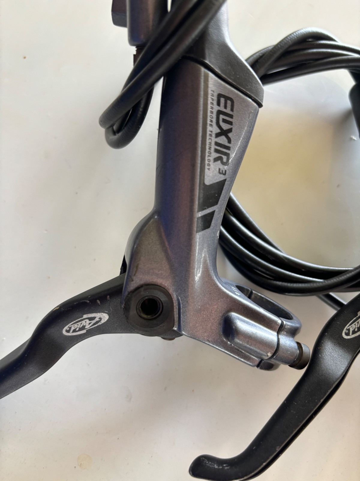 Avid Elixir 3R hydraulic brake set | Mountain Bike Brakes | Bike Hub