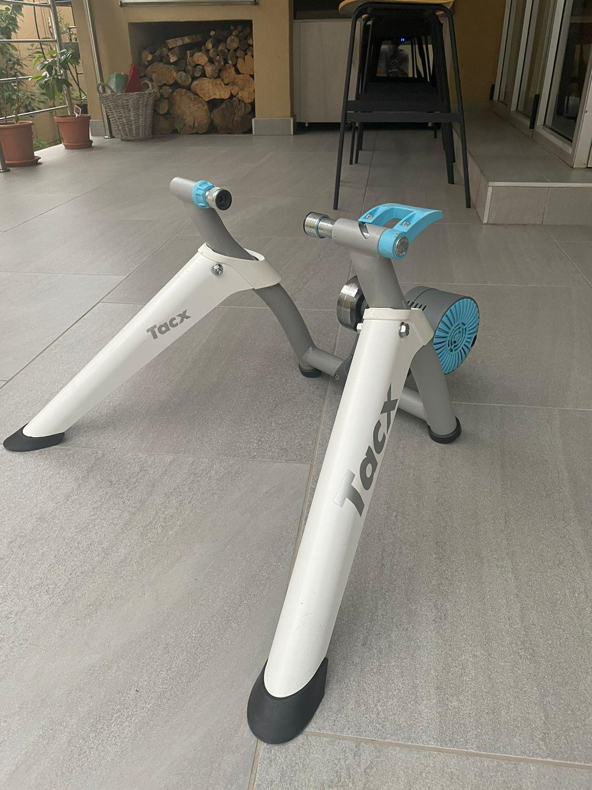 Tacx Flow Smart Trainer | Indoor Trainers & Accessories | Bike Hub
