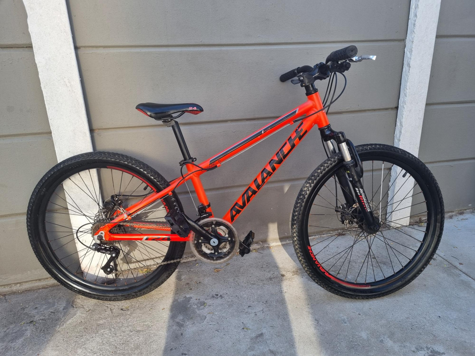 Avalanche 24inch | Hardtail Mountain Bikes | Bike Hub