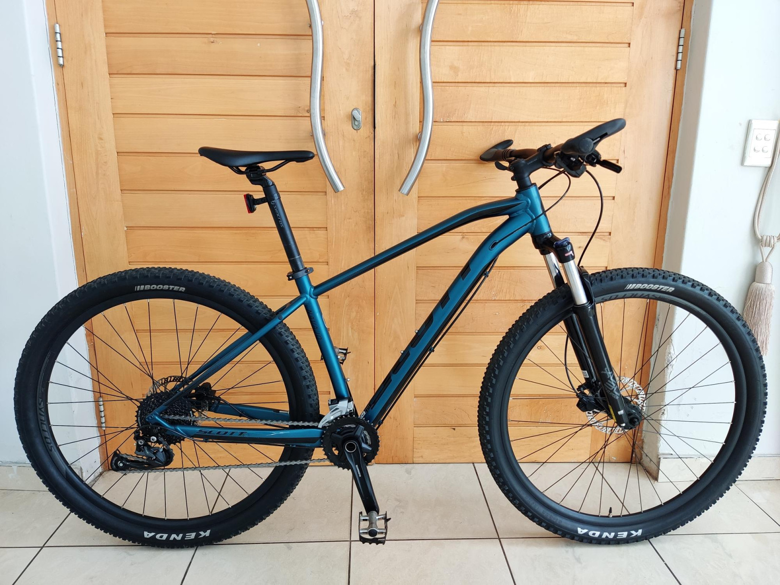 Scott Navajo 29er / Medium Frame | Hardtail Mountain Bikes | Bike Hub