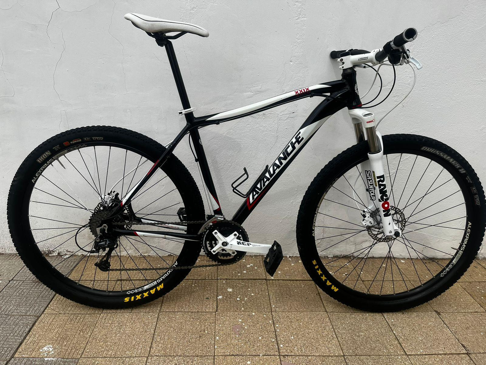 AVALANCHE XXIX ZERO | Hardtail Mountain Bikes | Bike Hub