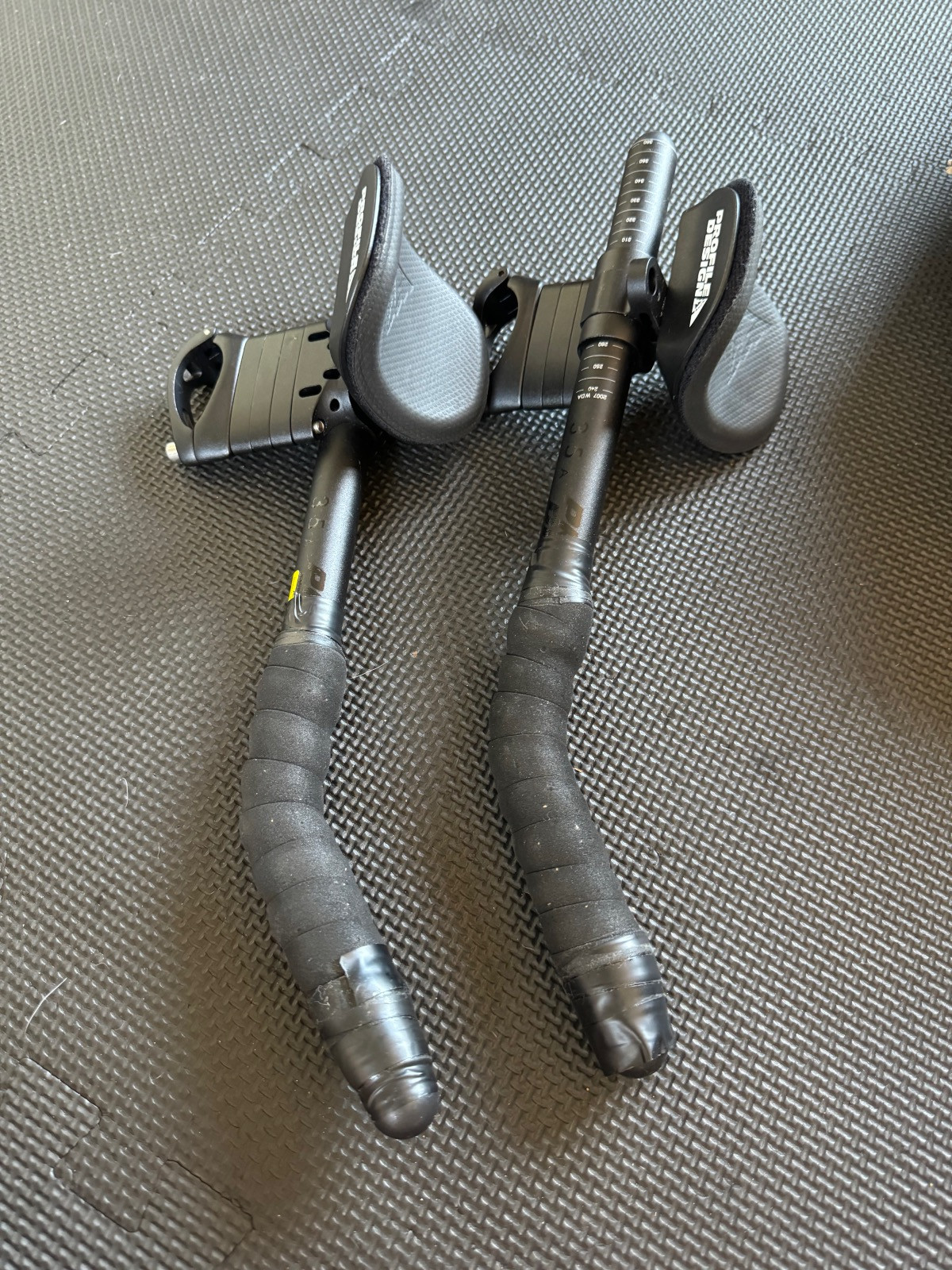 Profile Aero Clip on tri bars | Handlebars | Bike Hub