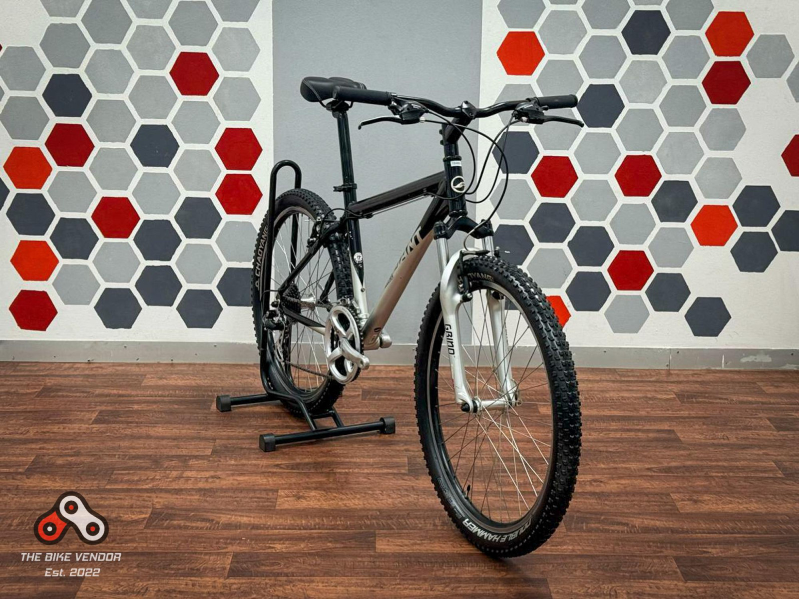 Giant Boulder - Shimano - Tubeless | Hardtail Mountain Bikes | Bike Hub