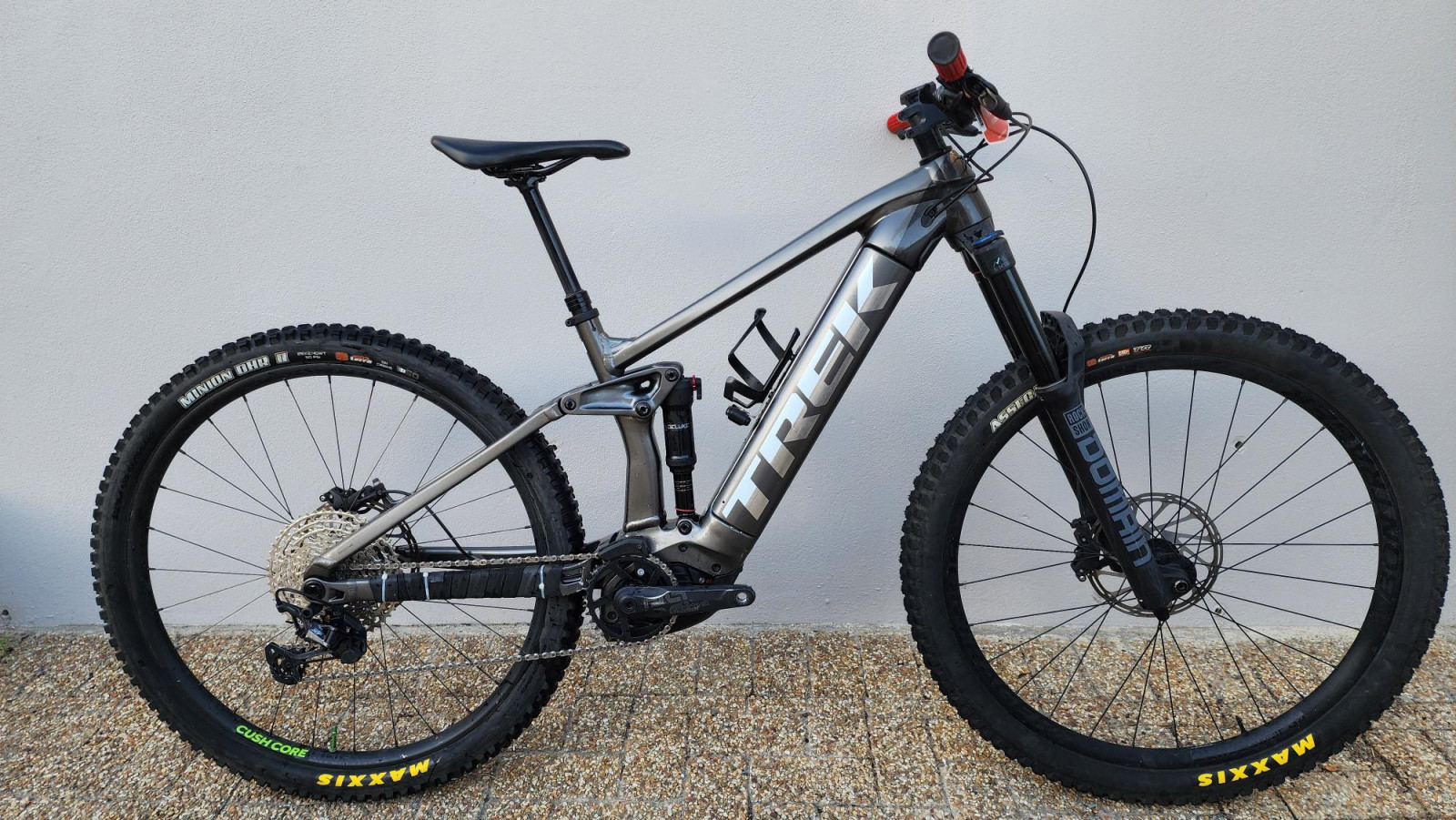 Trek Rail 7 | Dual Suspension Mountain E-Bikes | Bike Hub