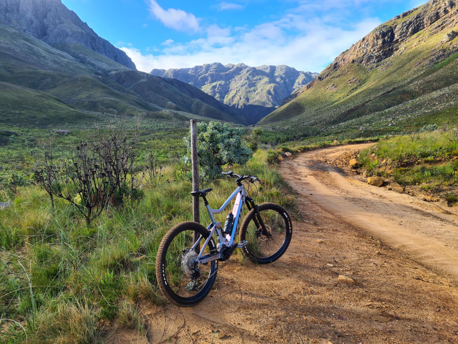 Scott Strike eRIDE 920 (XL) 2022 | Dual Suspension Mountain E-Bikes ...