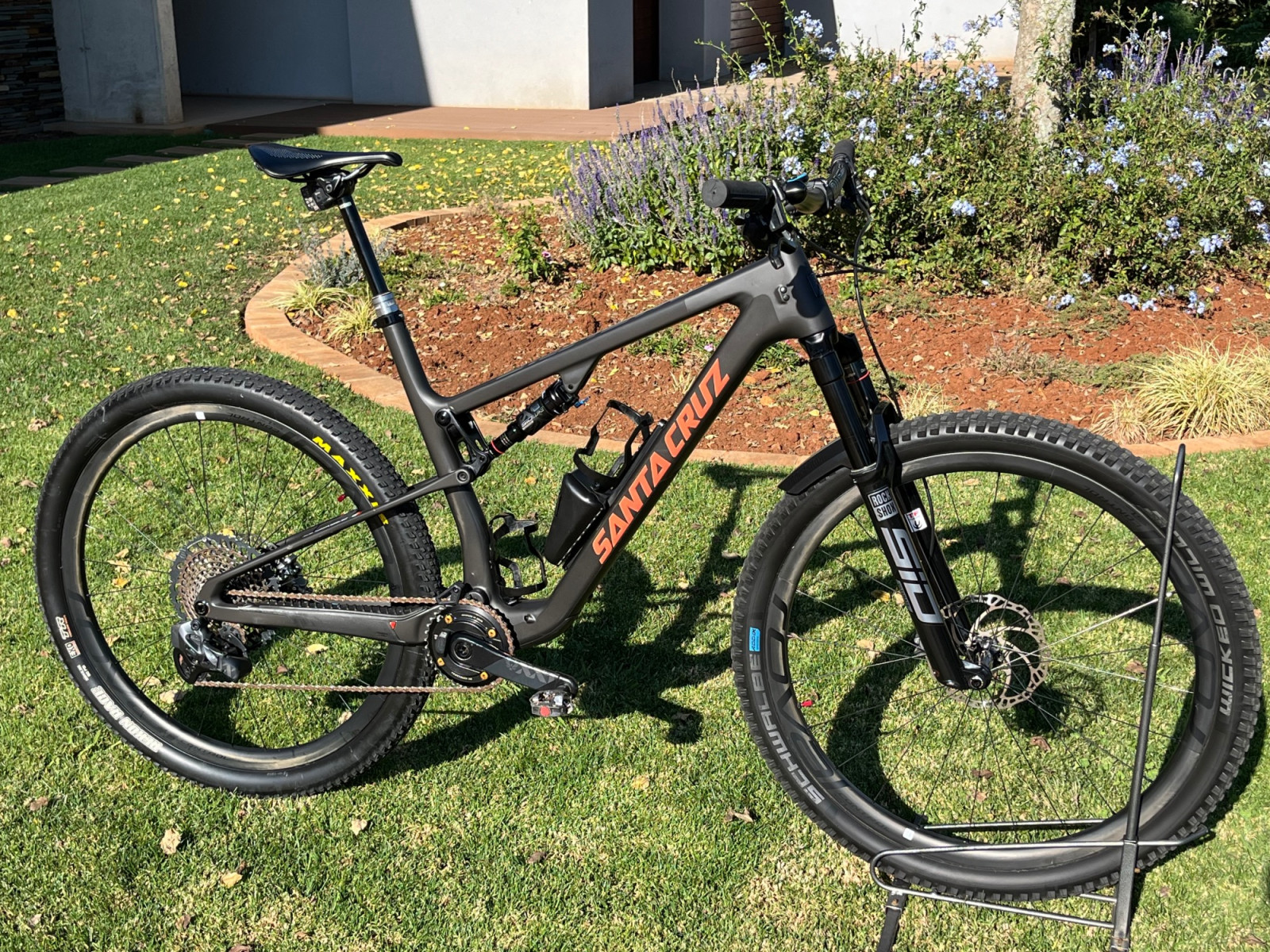 Santa Cruz Blur CC TR | Dual Suspension Mountain Bikes | Bike Hub