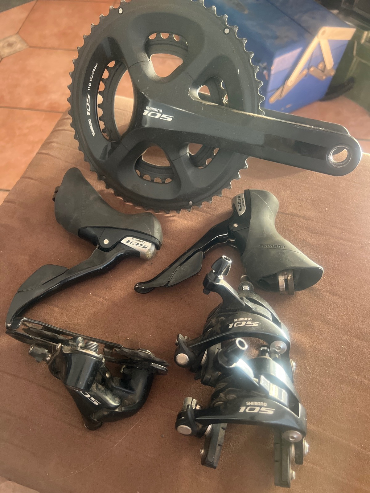 105 groupset | Complete Groupsets | Bike Hub