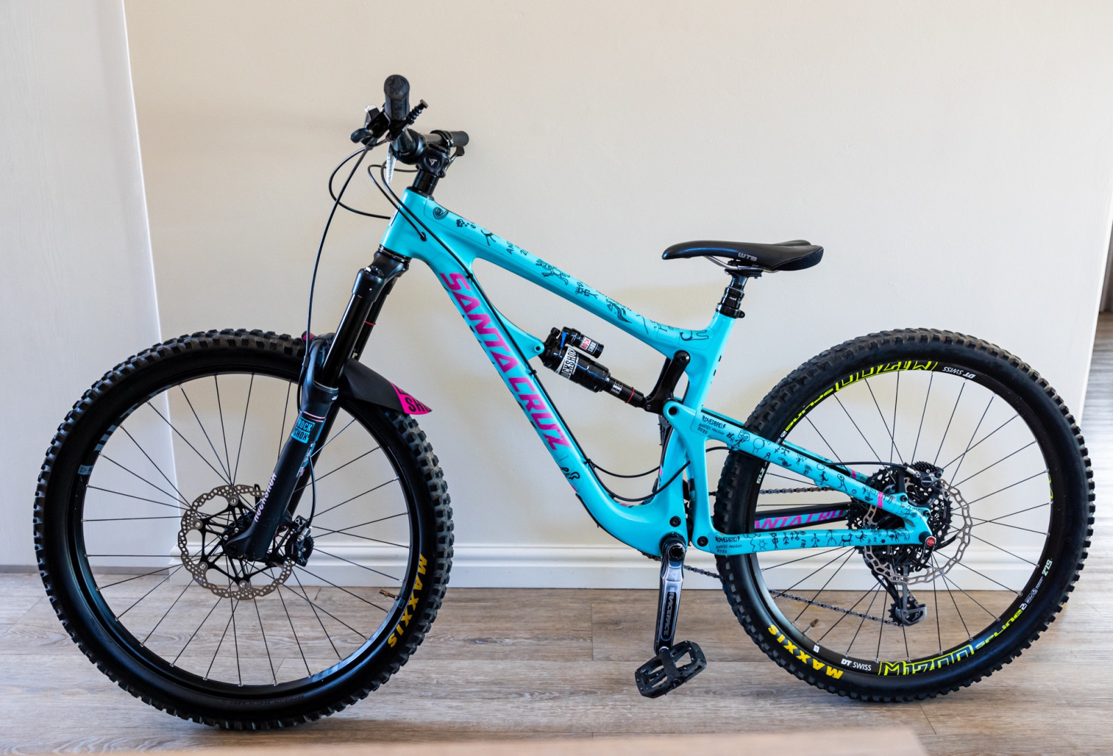 Santa Cruz Nomad C | Dual Suspension Mountain Bikes | Bike Hub