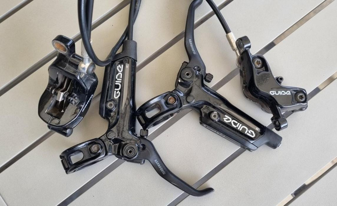 Sram Guide R_4 piston caliper | Mountain Bike Brakes | Bike Hub