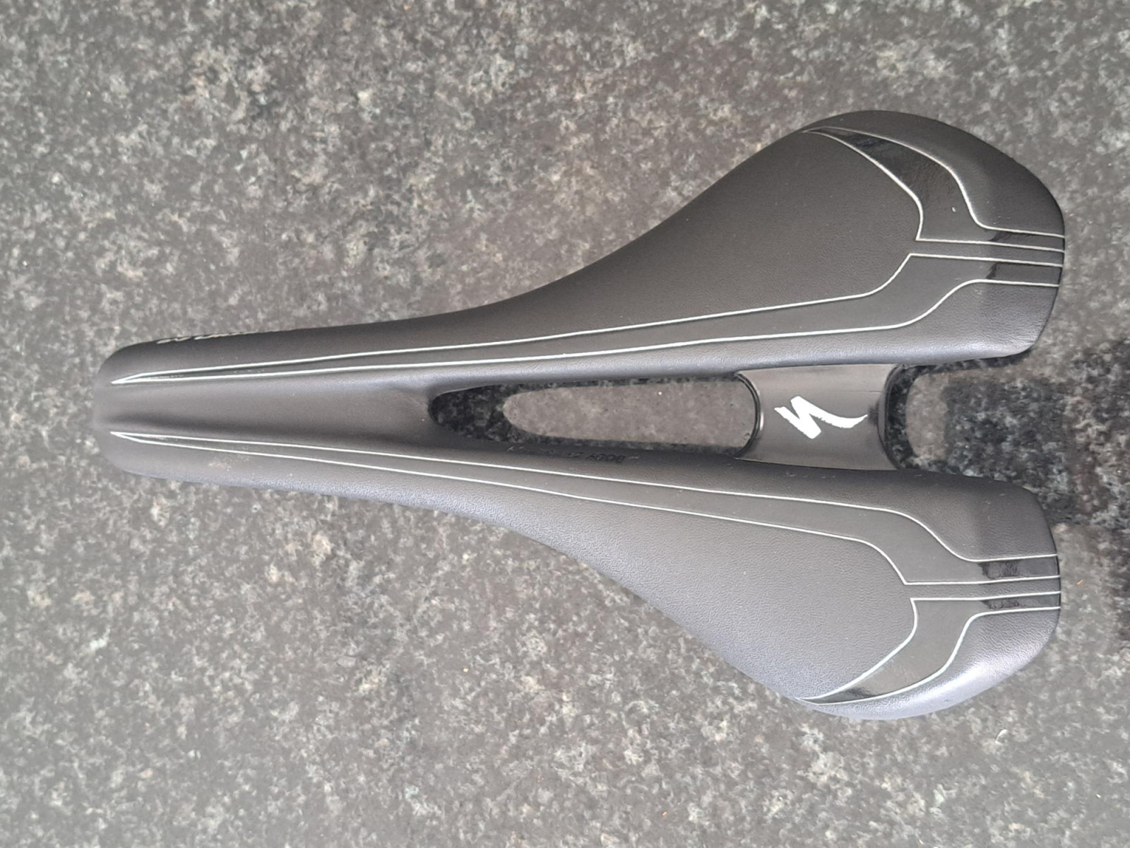 Specialized Romin EVO Pro Carbon | Saddles | Bike Hub