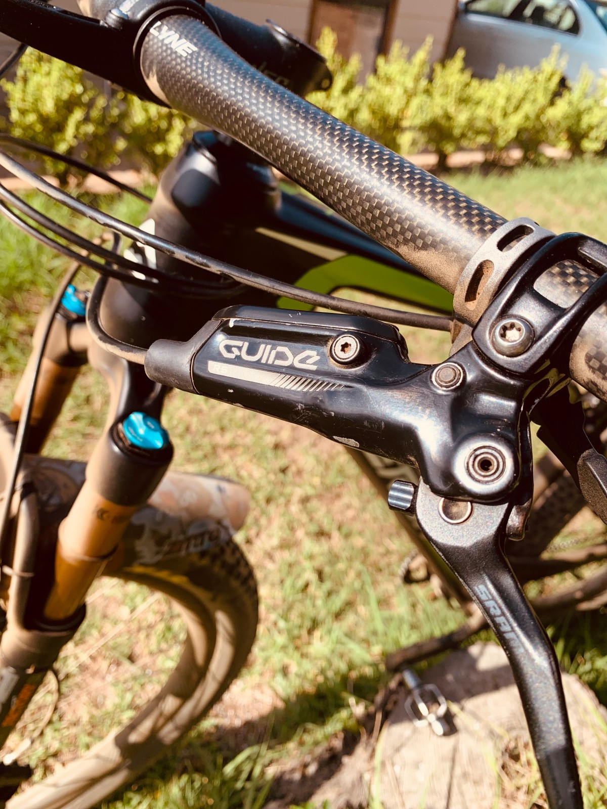 SRAM Guide RS Brake Set | Mountain Bike Brakes | Bike Hub