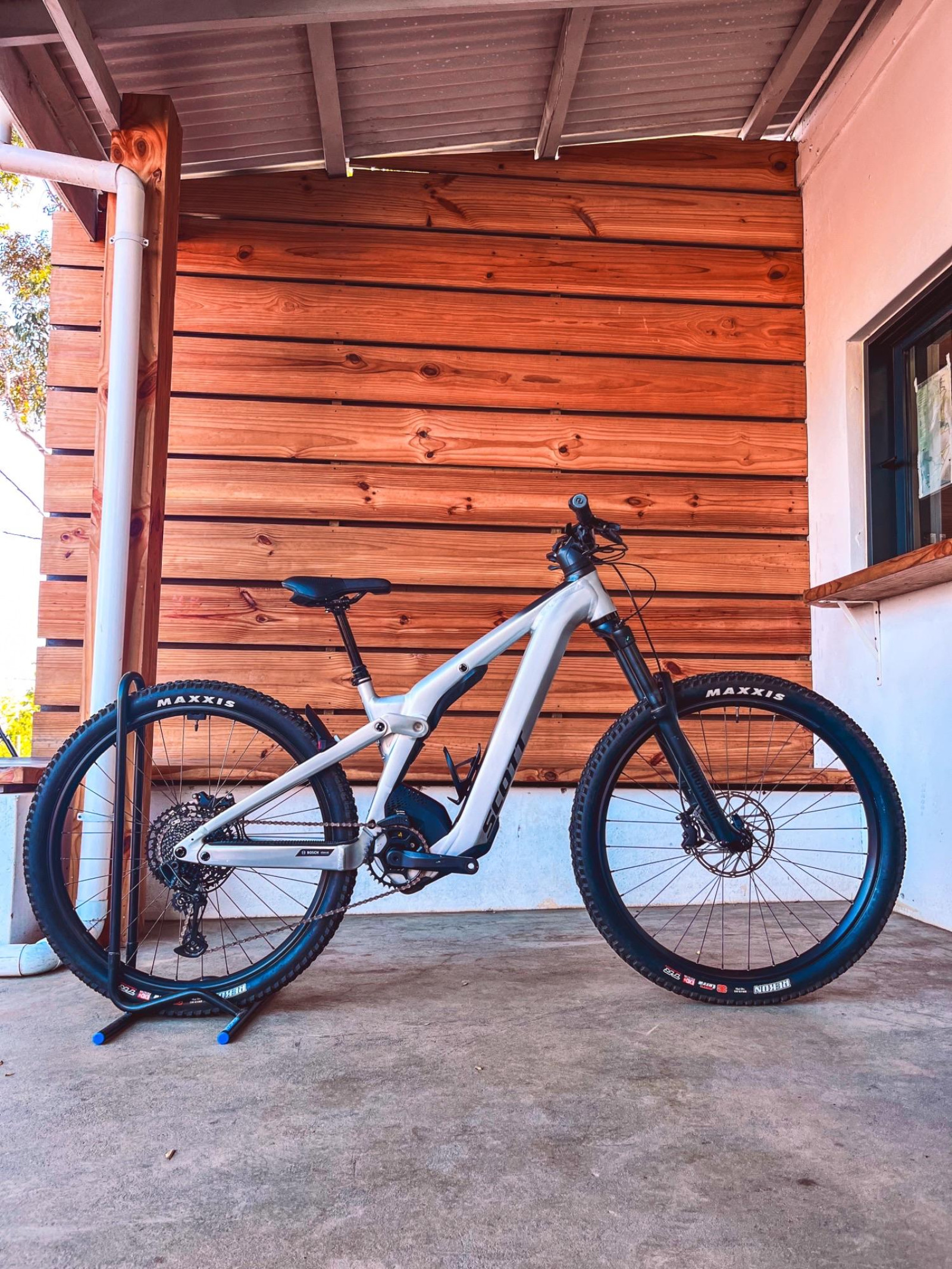 2023 Scott Strike Evo 920 | Dual Suspension Mountain E-Bikes | Bike Hub