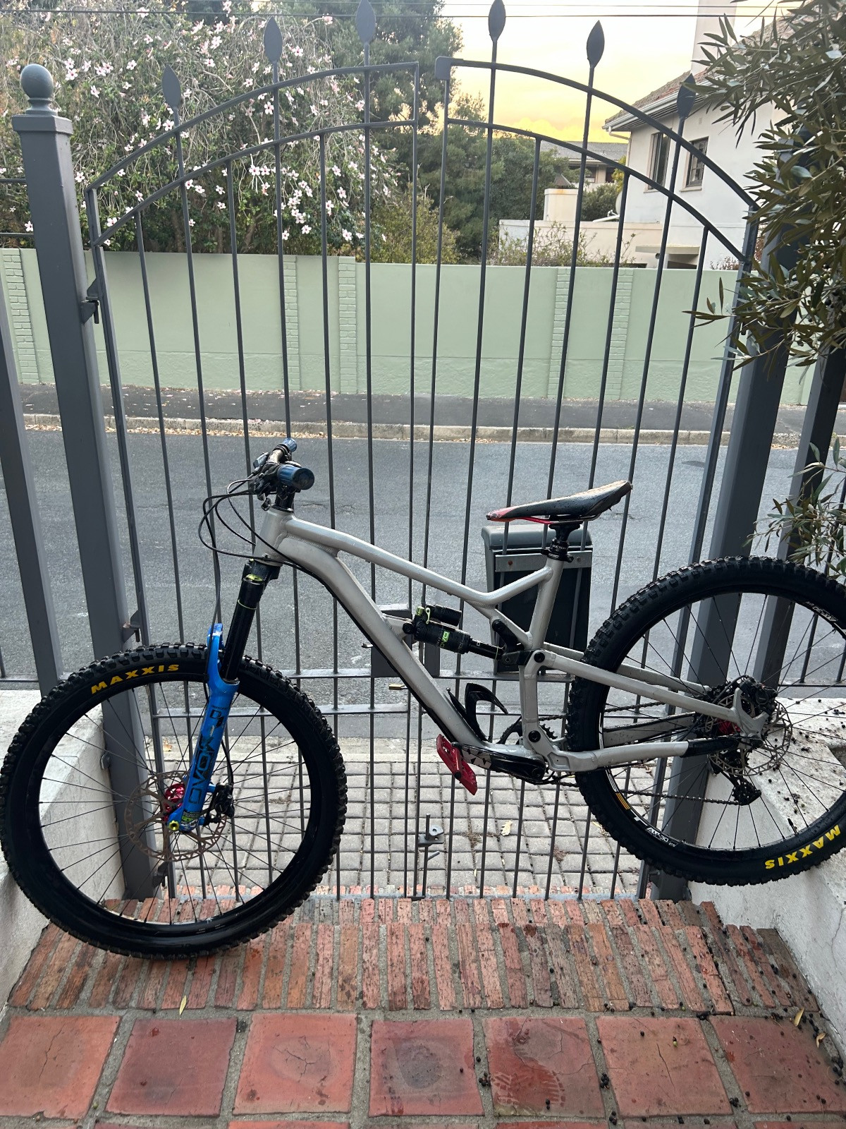 Silverback slider It2 | Dual Suspension Mountain Bikes | Bike Hub