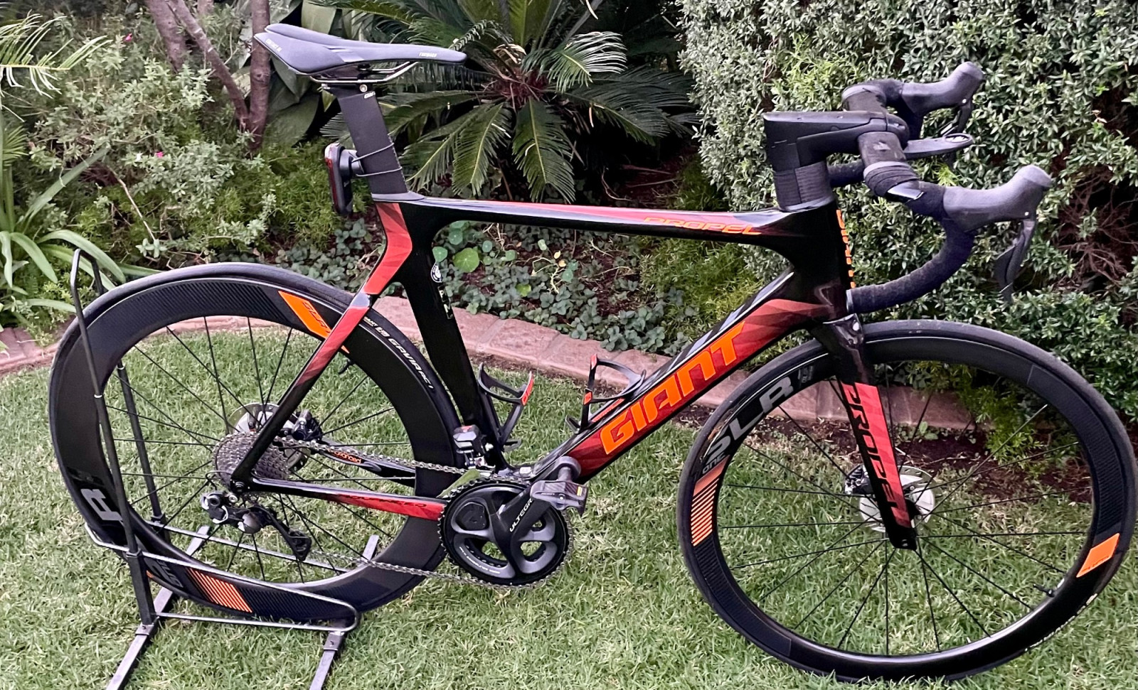 Giant Propel | Road Bikes | Bike Hub