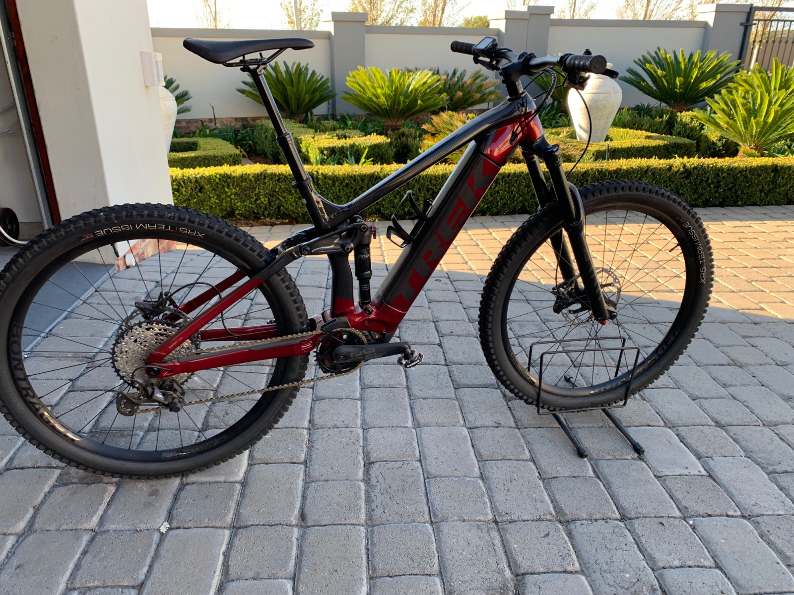 2021 Trek Rail 7 (ebike) | Dual Suspension Mountain E-Bikes | Bike Hub
