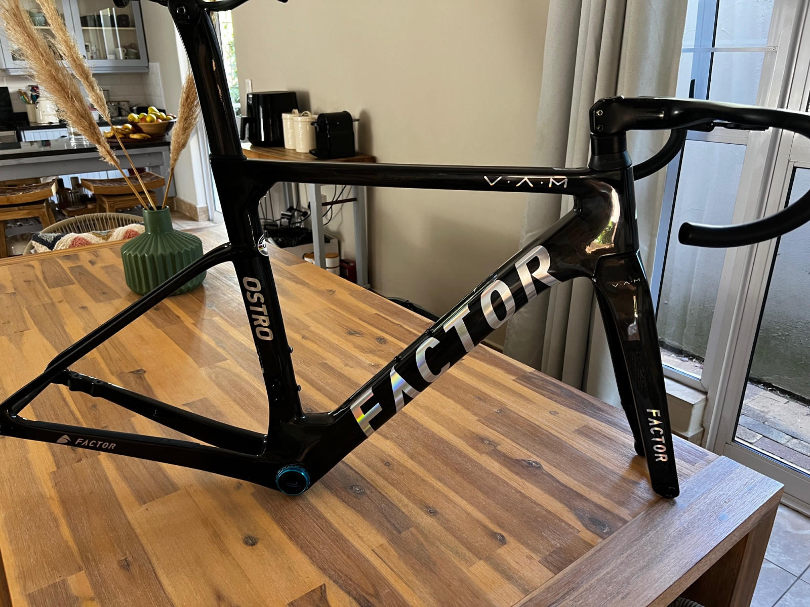 Factor Ostro V.A.M. 2023 Chrome frameset | Road Bike Frames | Bike Hub