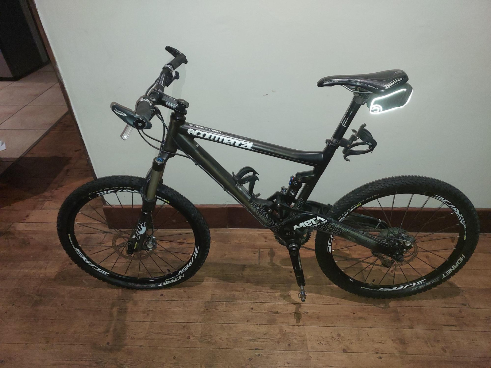 Commencal Meta 55 | Dual Suspension Mountain Bikes | Bike Hub
