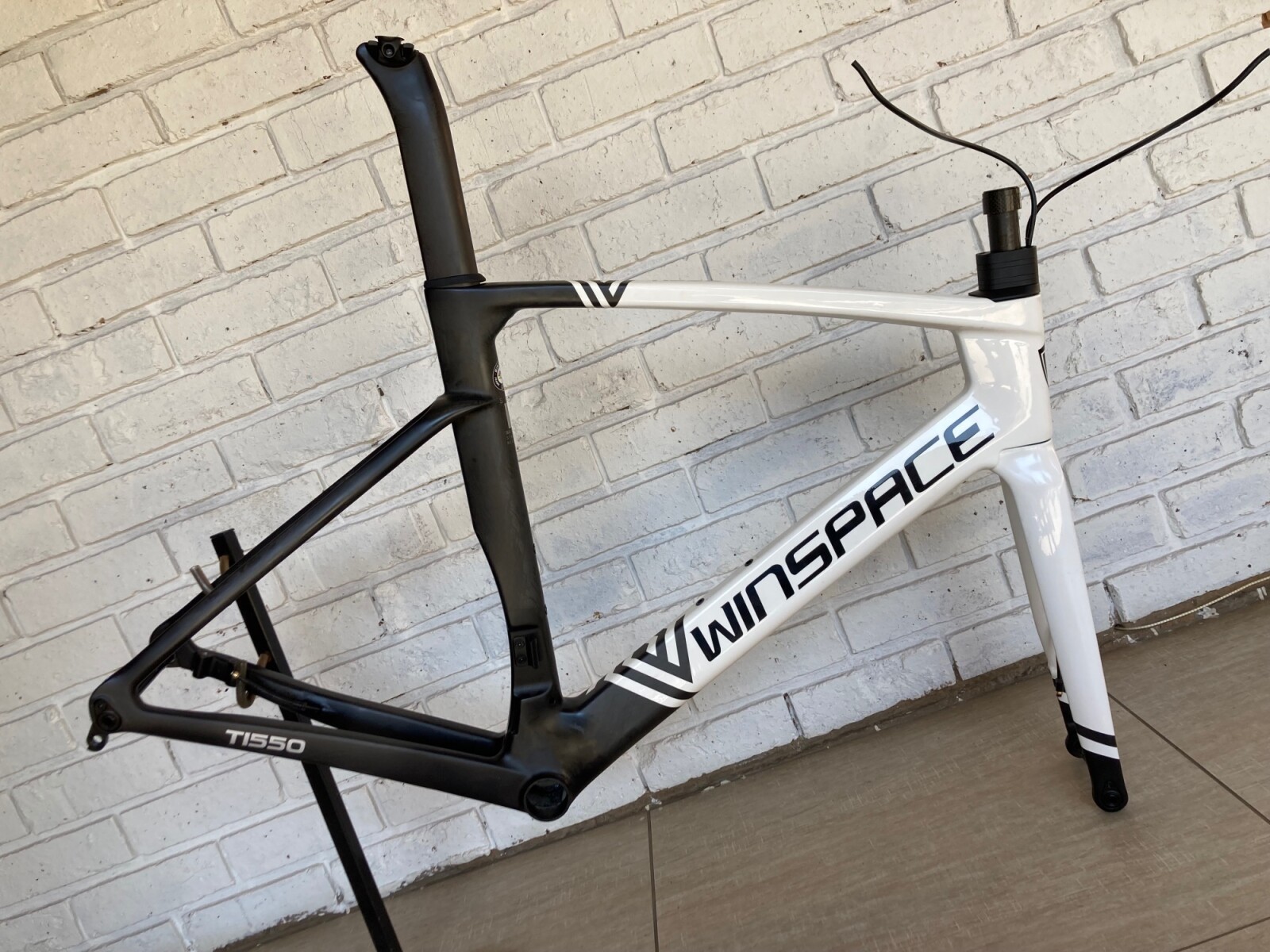 Winspace T1550 - Large - 2x12 Di2 | Road Bikes | Bike Hub