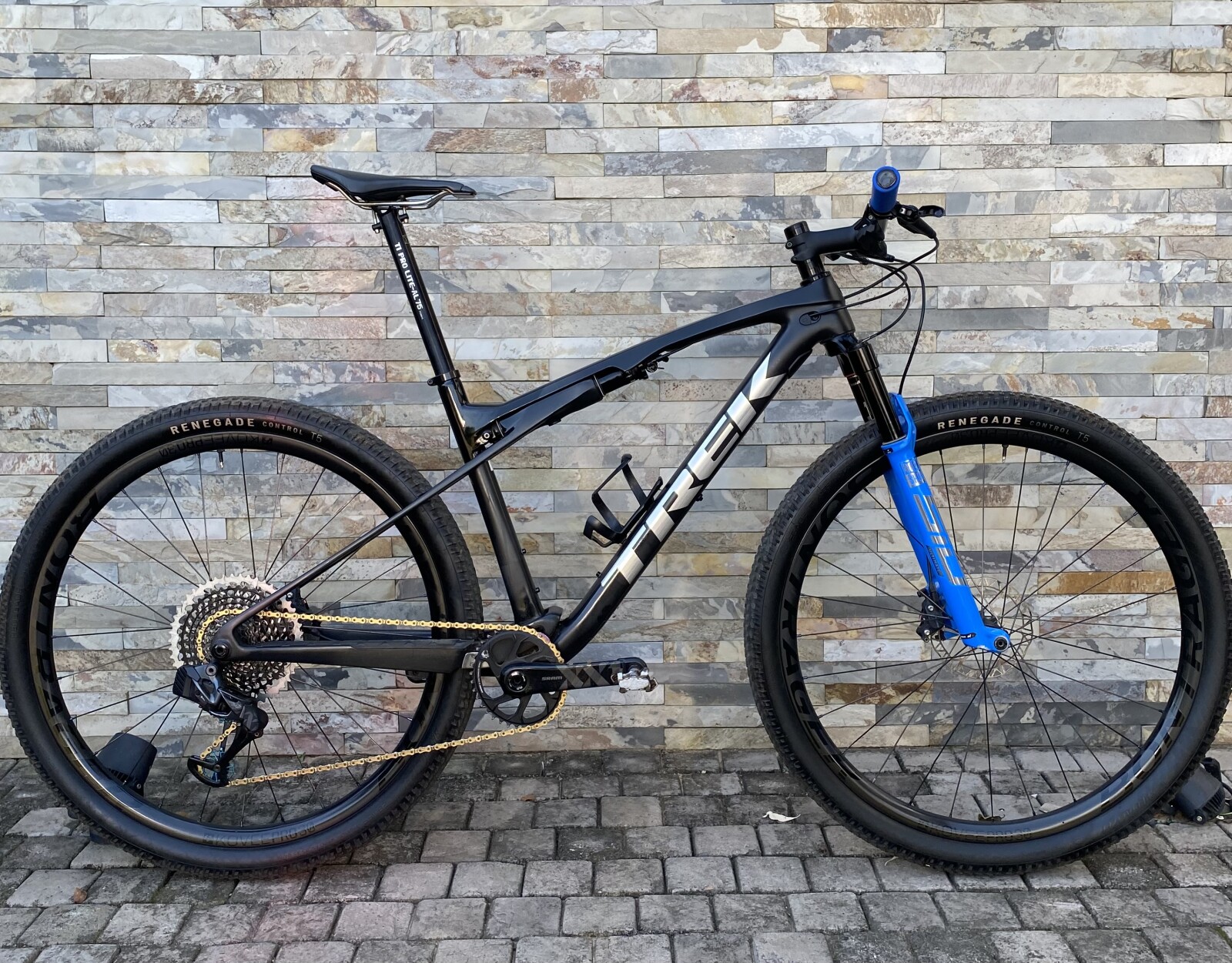 2022 Trek Supercaliber - Large | Dual Suspension Mountain Bikes | Bike Hub