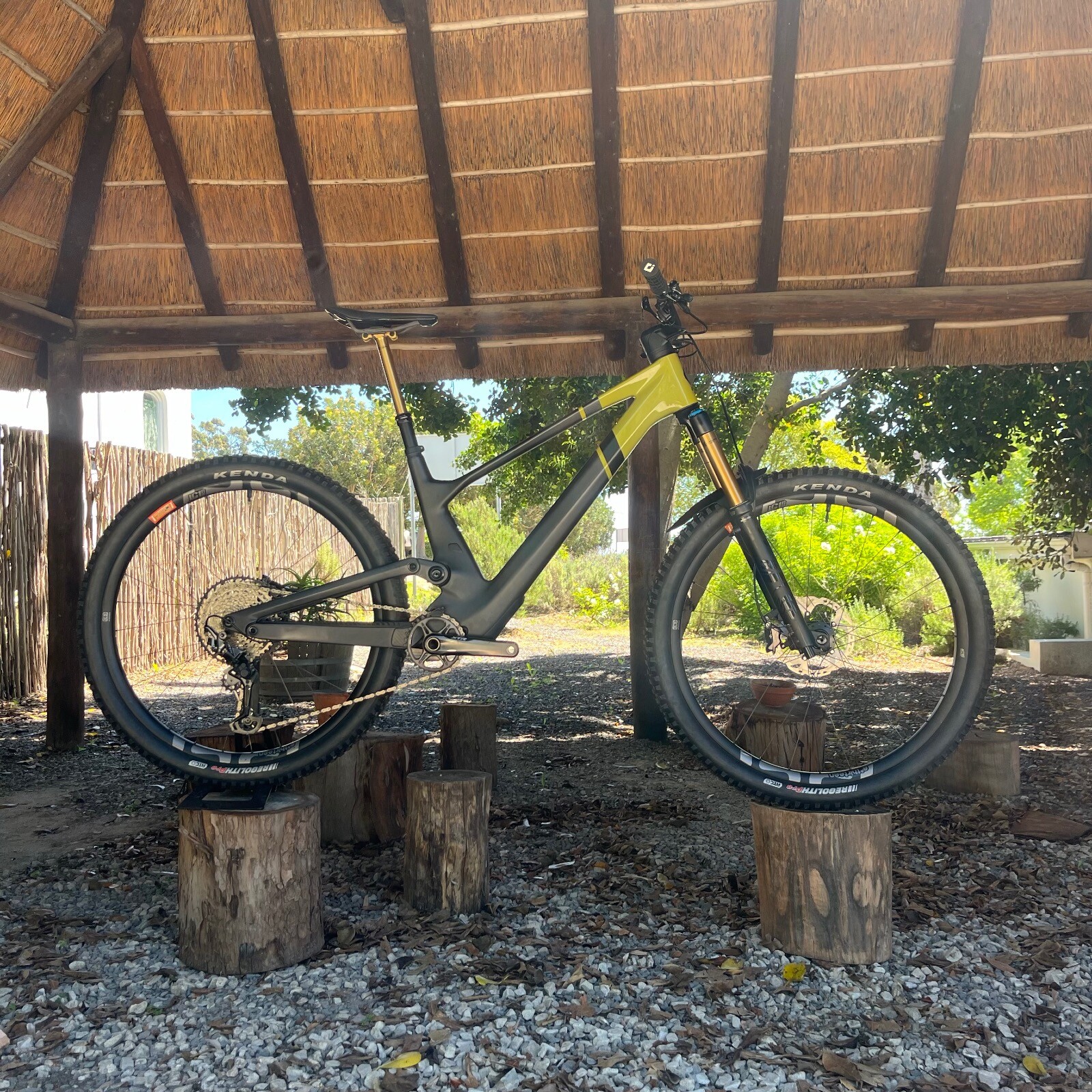 Scott Genius tuned ST 2023 | Dual Suspension Mountain Bikes | Bike Hub