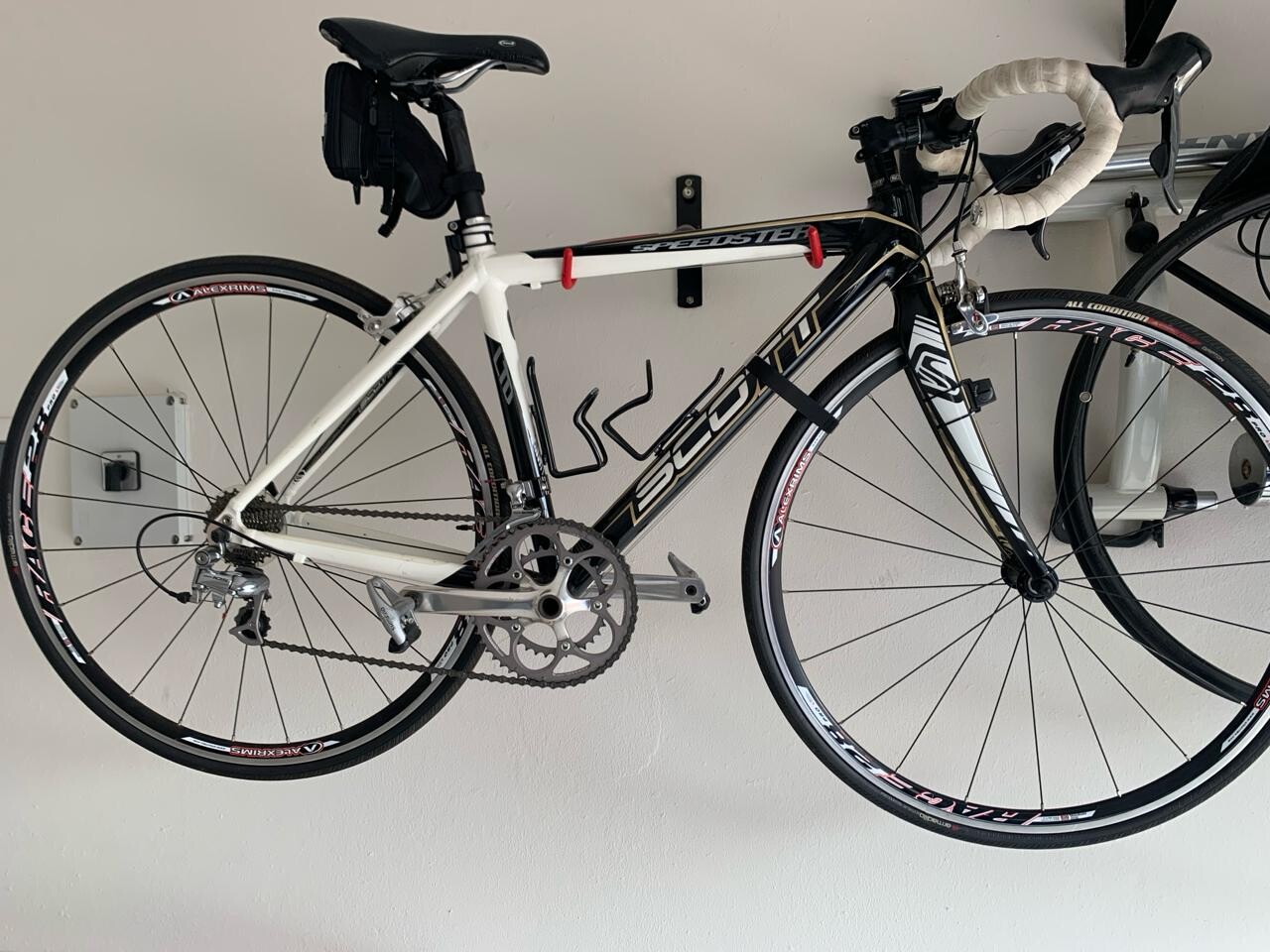 Scott Speedster | Road Bikes | Bike Hub