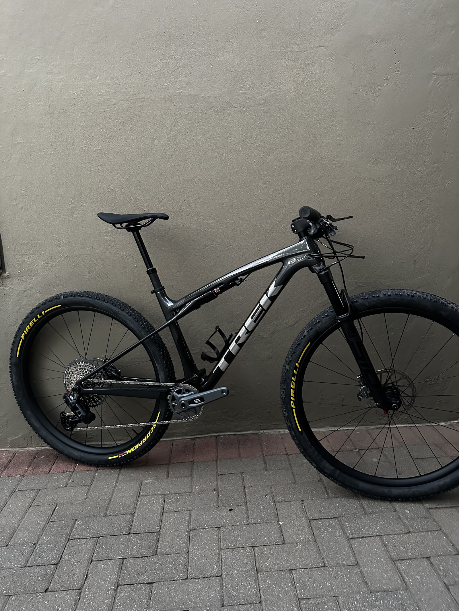 Trek supercaliber 9.8 | Dual Suspension Mountain Bikes | Bike Hub