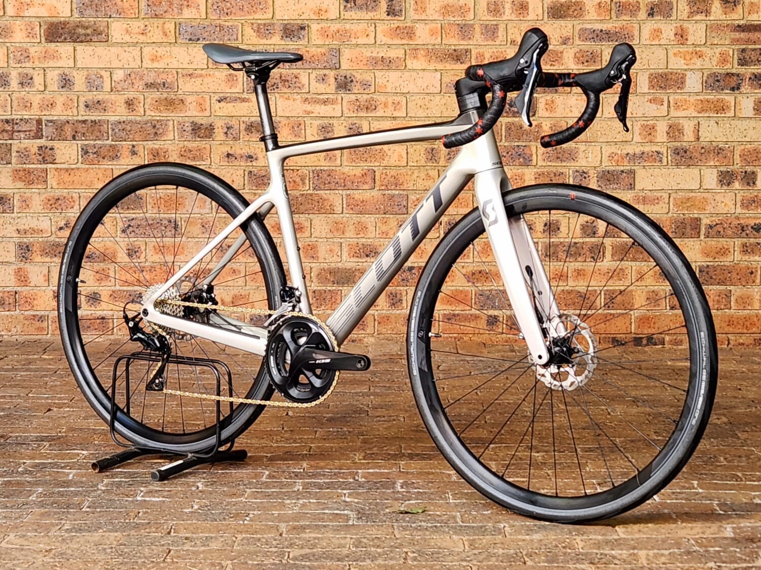 Scott addict 30 | Road Bikes | Bike Hub